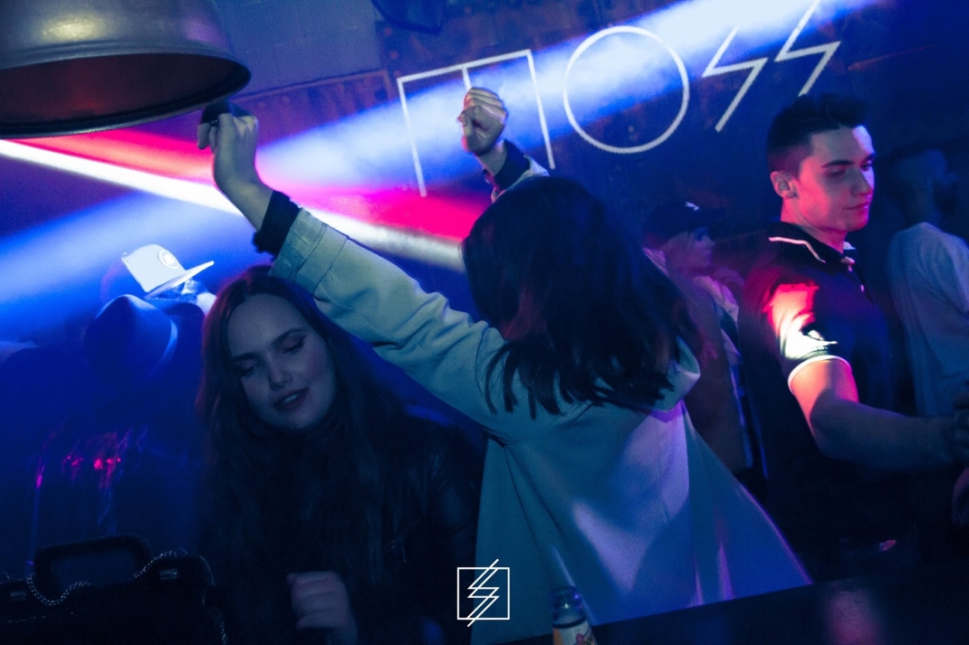 Jasmine Li - AMS Bookings ASIA